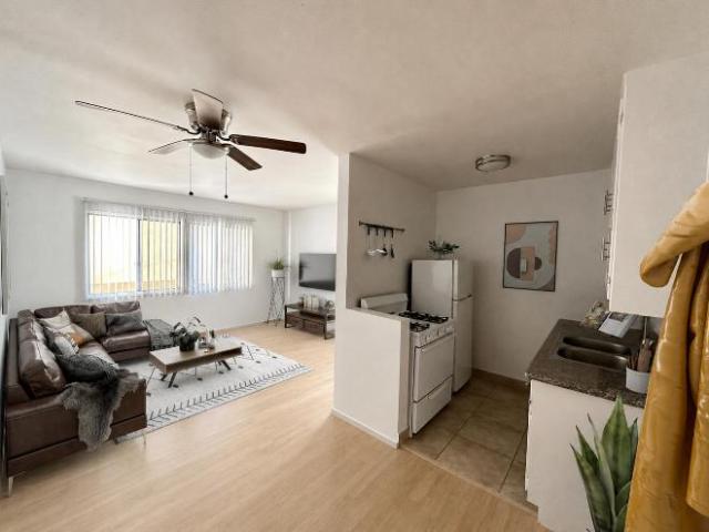 1 Br, 1 bath, Apartment 4305 South Centinela Avenue