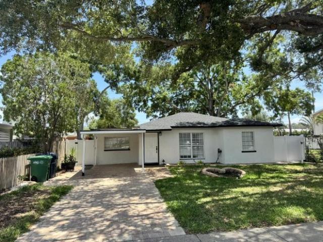 1 Br, 1 bath, Apartment 4308 W North A St