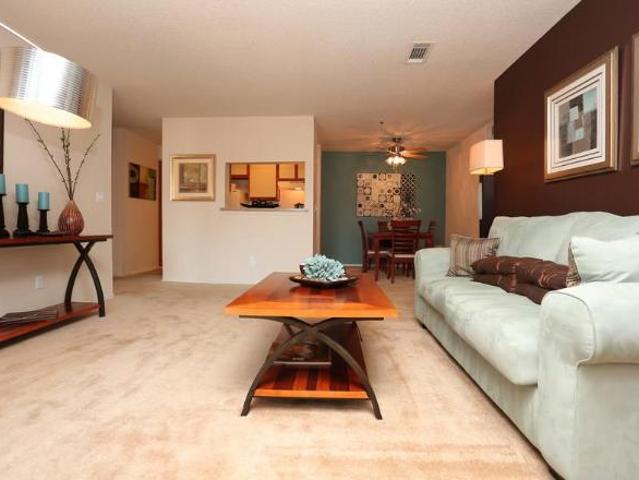1 Br, 1 bath, Apartment 4335 Winters Chapel Rd
