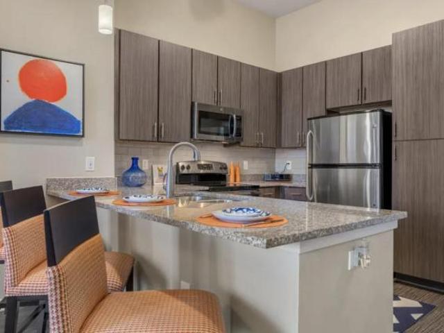 1 Br, 1 bath, Apartment 4451 Vilana Ridge