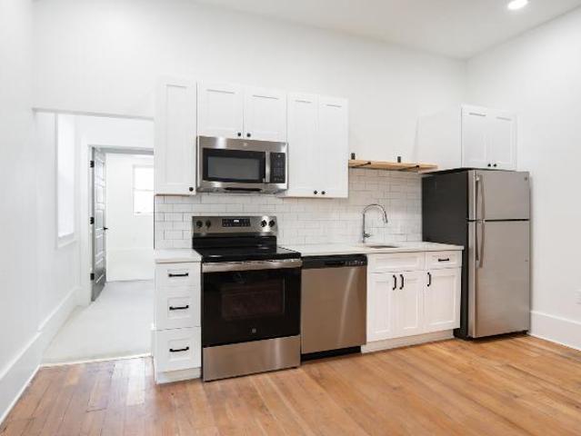 1 Br, 1 bath, Apartment 4402 Butler Street