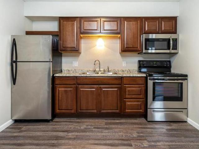 1 Br, 1 bath, Apartment 4435 Jackman Rd