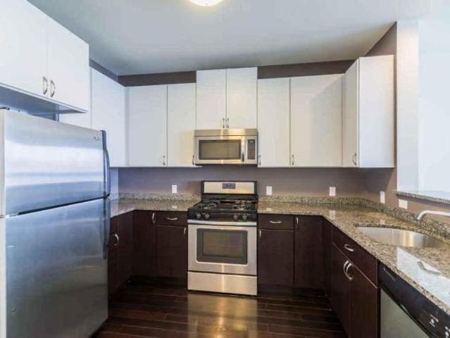 1 Br, 1 bath, Apartment 44 Gerrish Avenue
