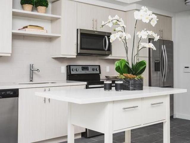 1 Br, 1 bath, Apartment 455 NE 24th Street