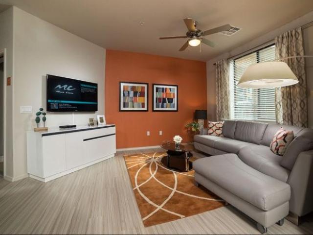 1 Br, 1 bath, Apartment 455 South Recker Road