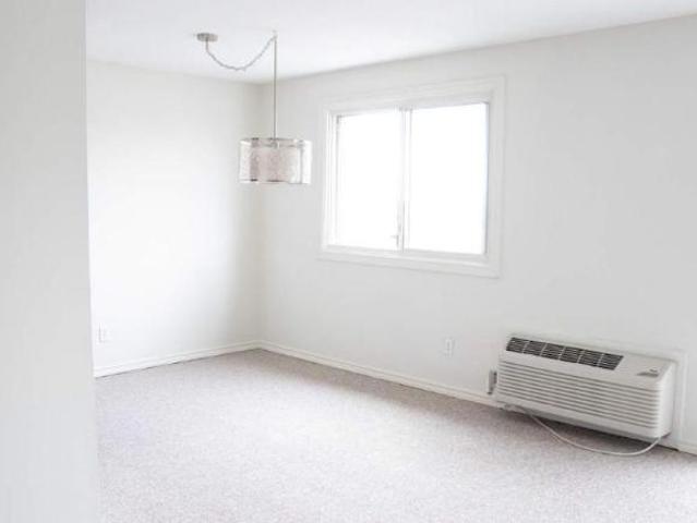 1 Br, 1 bath, Apartment 457 Edinburgh Road