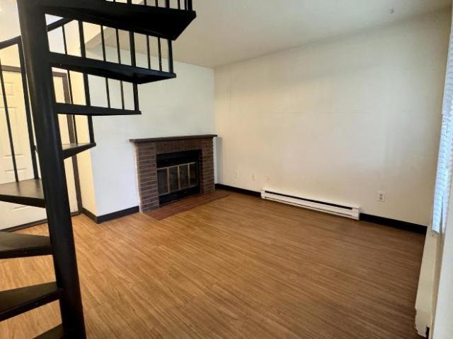 1 Br, 1 bath, Apartment 4501 Boardwalk Dr