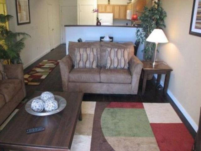 1 Br, 1 bath, Apartment 4501 San Ignacio Rd