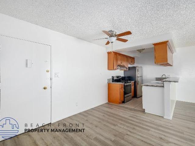 1 Br, 1 bath, Apartment 464 S Berendo St