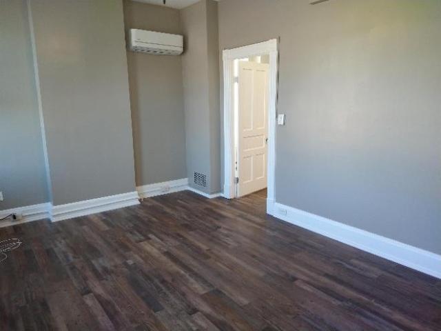 1 Br, 1 bath, Apartment 4600 Vine Street