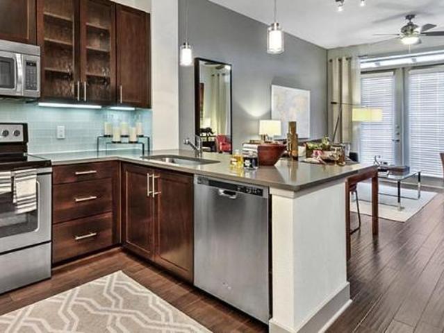 1 Br, 1 bath, Apartment 4601 Amesbury Dr