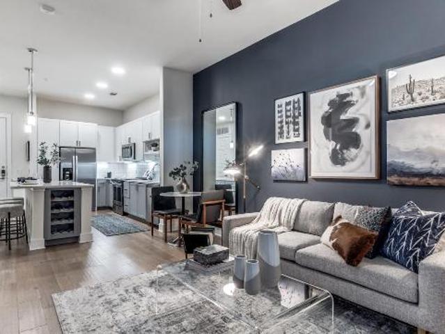 1 Br, 1 bath, Apartment 4606 Amesbury Drive