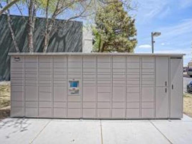 1 Br, 1 bath, Apartment 4610 Eubank Blvd NE