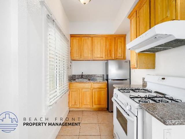 1 Br, 1 bath, Apartment 463 S Hartford Ave