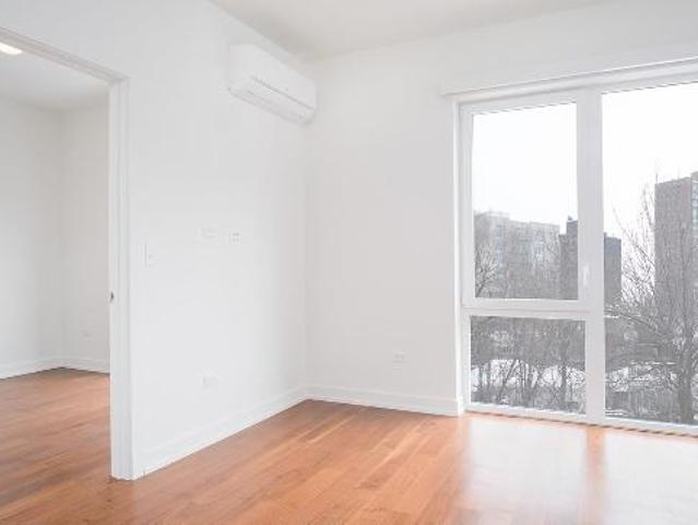 1 Br, 1 bath, Apartment 4750 N Winthrop Ave