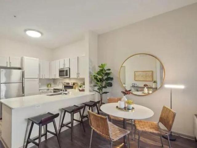 1 Br, 1 bath, Apartment 4755 Gramercy Oaks Dr