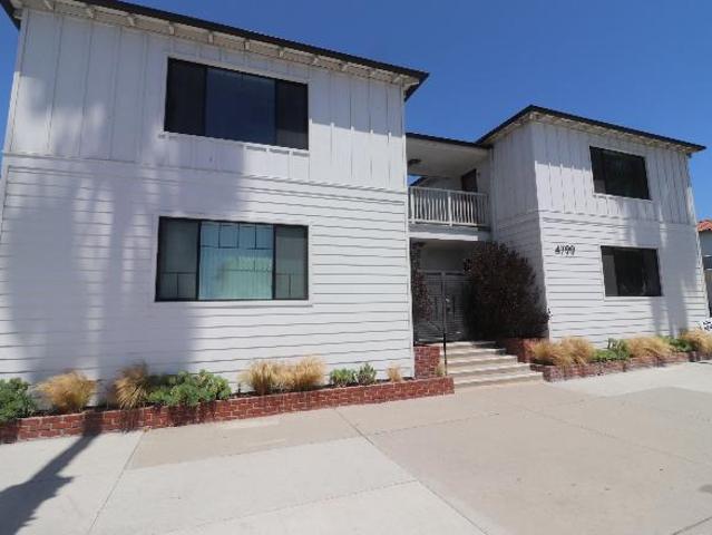 1 Br, 1 bath, Apartment 4799 E Ocean Blvd