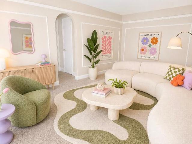 1 Br, 1 bath, Apartment 4720 Centre Avenue