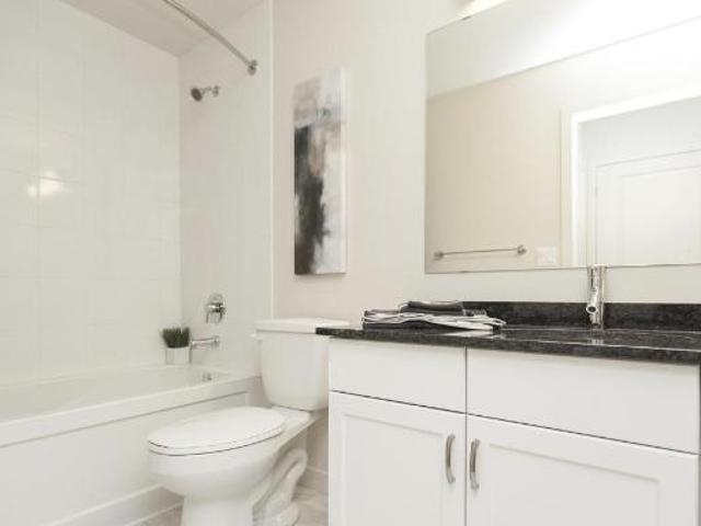 1 Br, 1 bath, Apartment 472 Brock Ave