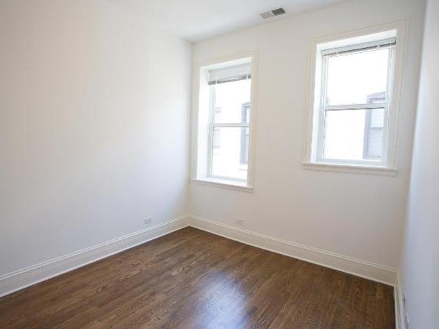 1 Br, 1 bath, Apartment 4850 S Drexel Blvd