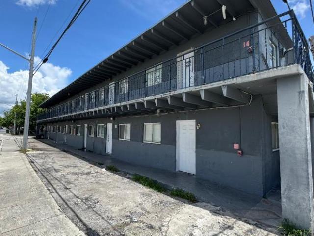 1 Br, 1 bath, Apartment 485 Sw 4th Ave