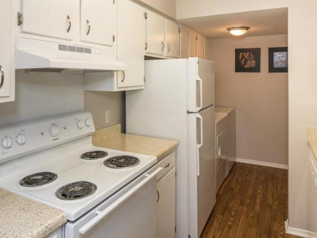 1 Br, 1 bath, Apartment 4803 N New Hope Rd