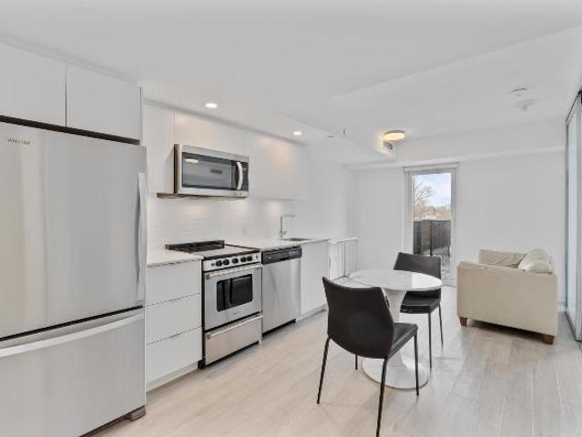 1 Br, 1 bath, Apartment 480 Wilson Avenue