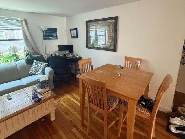 1 Br, 1 bath, Apartment 48 Harvard Avenue