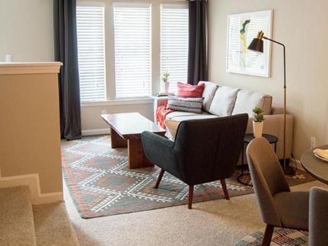 1 Br, 1 bath, Apartment 499 Northside Circle NW