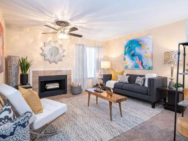 1 Br, 1 bath, Apartment 4900 Via Ventura