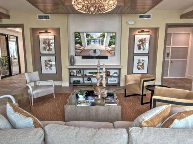 1 Br, 1 bath, Apartment 4901 W Sample Rd