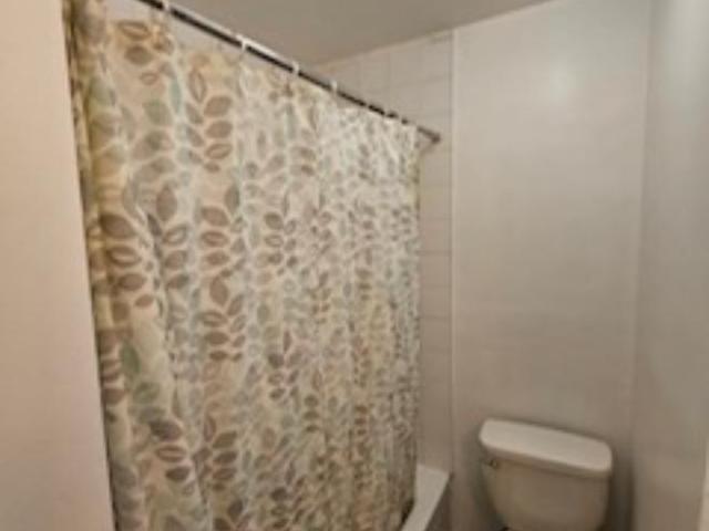 1 Br, 1 bath, Apartment 4 Front St E Bobcaygeon