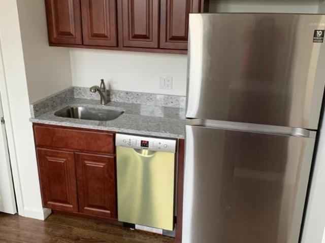 1 Br, 1 bath, Apartment 4 Garden Court