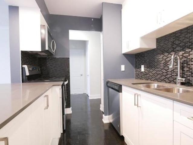 1 Br, 1 bath, Apartment 4 Superior Avenue