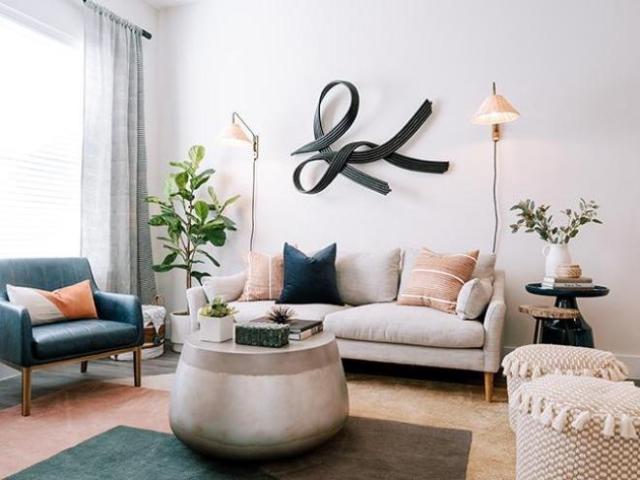 1 Br, 1 bath, Apartment 505 E Lamar Blvd