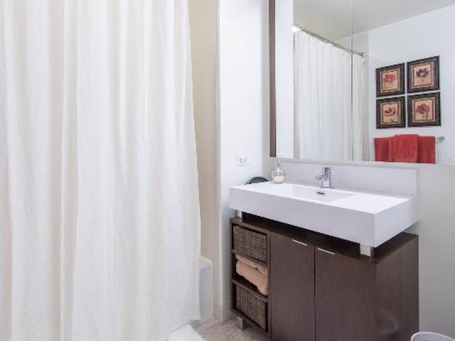 1 Br, 1 bath, Apartment 500 N Lake Shore Dr