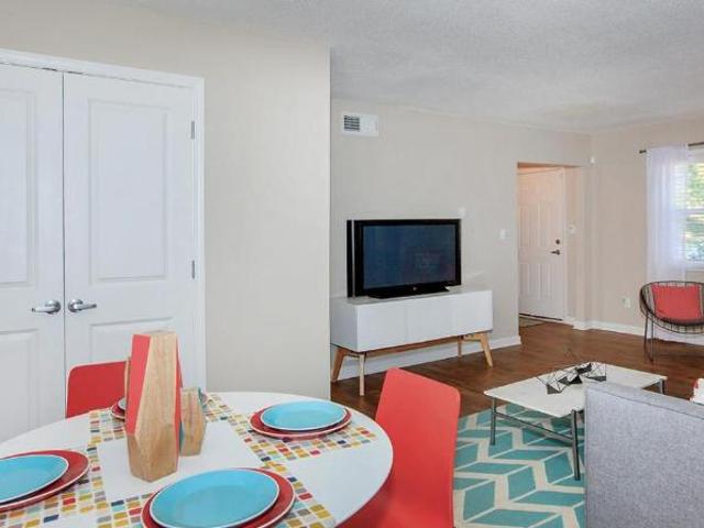 1 Br, 1 bath, Apartment 500 Northside Cir NW