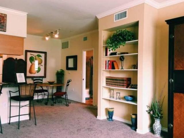 1 Br, 1 bath, Apartment 501 Highland Drive