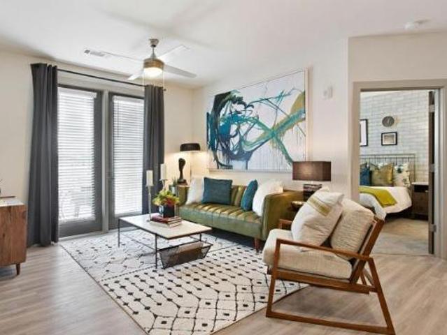 1 Br, 1 bath, Apartment 5025 Wembley Central Ln