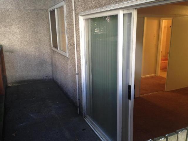 1 Br, 1 bath, Apartment 5035 15th Ave N E