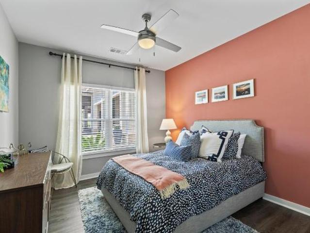 1 Br, 1 bath, Apartment 50 Central Island St