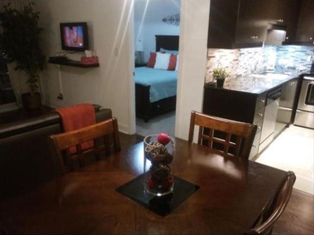 1 Br, 1 bath, Apartment 50 Absolute Avenue