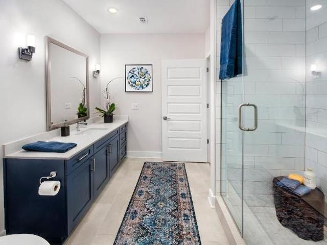 1 Br, 1 bath, Apartment 5180 Peachtree Blvd
