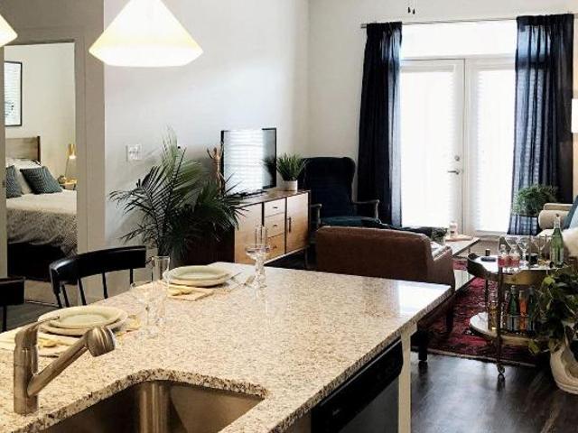 1 Br, 1 bath, Apartment 5193 Peachtree Blvd
