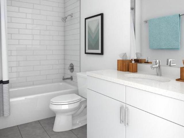 1 Br, 1 bath, Apartment 5105 S Harper Ave