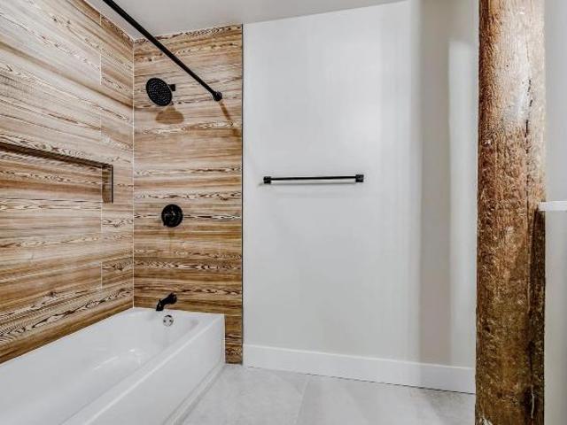1 Br, 1 bath, Apartment 51 Front Street