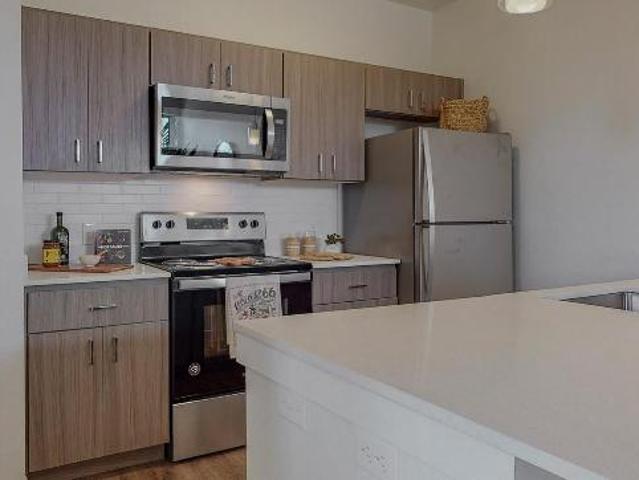 1 Br, 1 bath, Apartment 5200 Beckner Rd