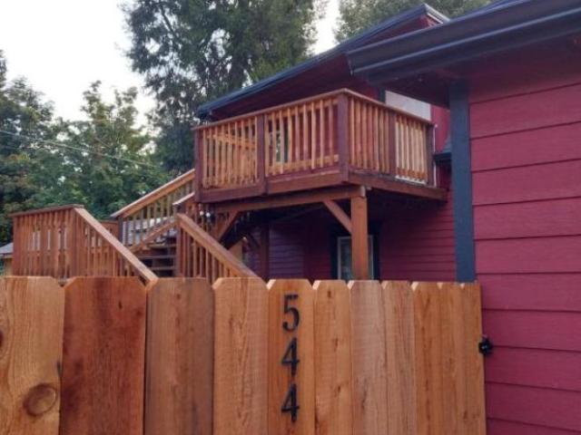 1 Br, 1 bath, Apartment 544 Nw C St