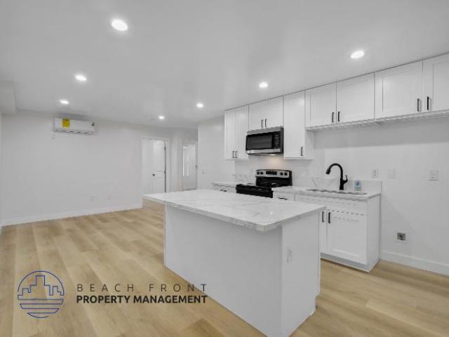1 Br, 1 bath, Apartment 540 550 E 64th St