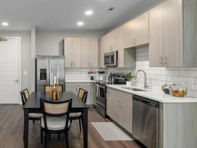 1 Br, 1 bath, Apartment 5540 Atlantic Crossing Dr